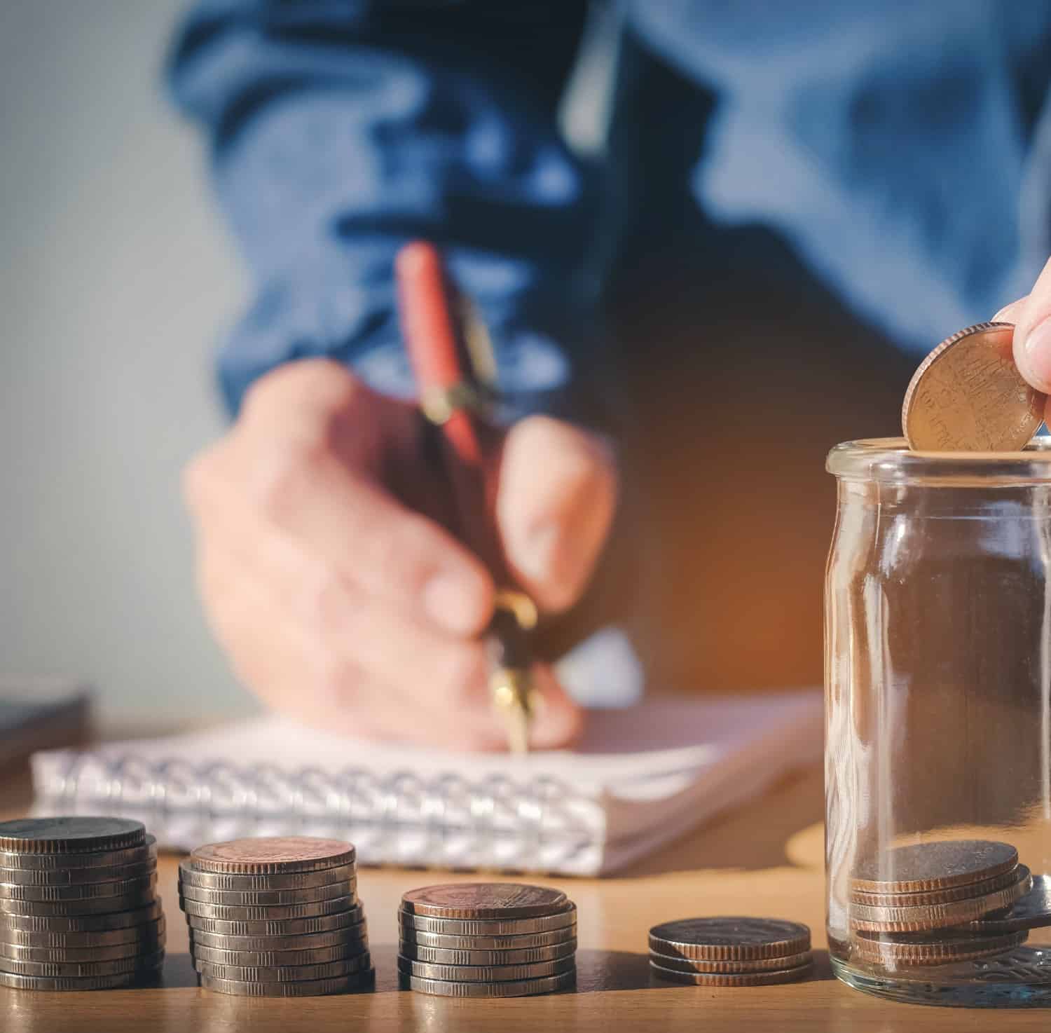 Smart Cuts to Reduce Your Expenses and Cut Costs